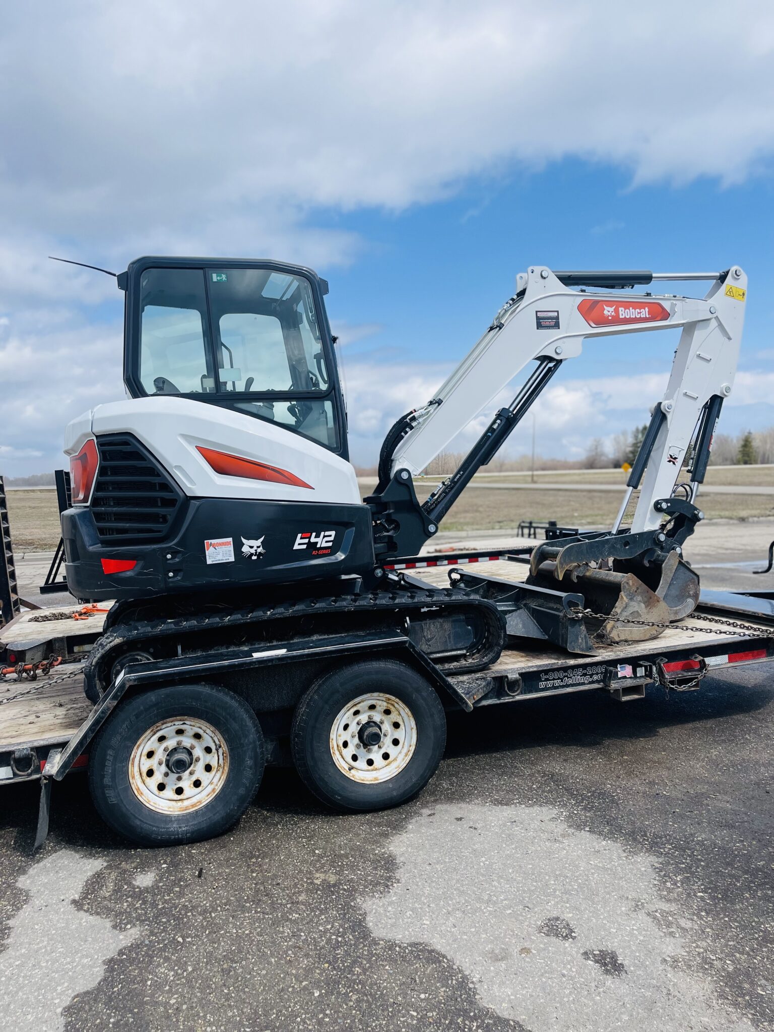 Back Hoe/ Excavator with Trailer – Warroad Rentals