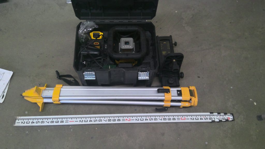 Automatic Laser Level Kit – Warroad Rentals
